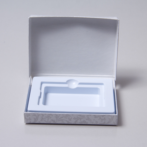 4-5/8 x 3-3/8 x 5/8 PEARL LACE GIFT CARD BOX WITH PLATFORM INSERT