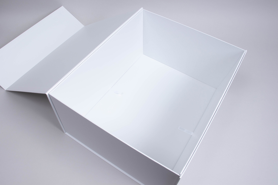 17-1/3 x 14-13/32 x 6-3/8 PLUS-Series™ 7-Flap Collapsible Matte White ...