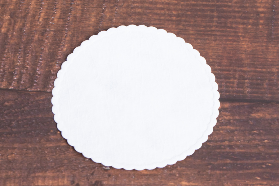 4-Inch Round Scalloped Edge Wet Crepe Drink Coasters - 116